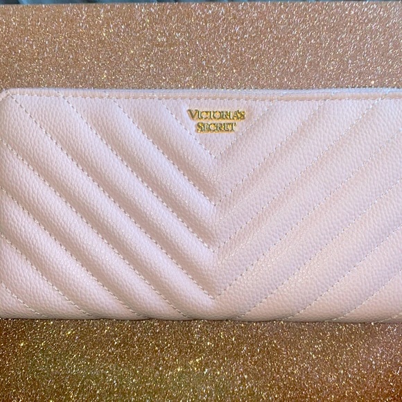Victoria's Secret | Bags | Pink With Gold Logo Victoria Secret Wallet ...